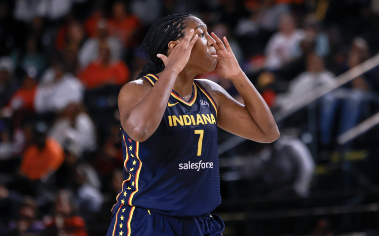 Chicago Sky Coach Has Strong Words For Aliyah Boston on Saturday