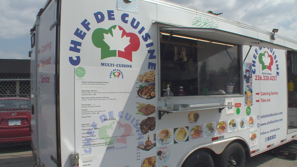 Thief allegedly drives off with vehicle just steps away from owner in ...