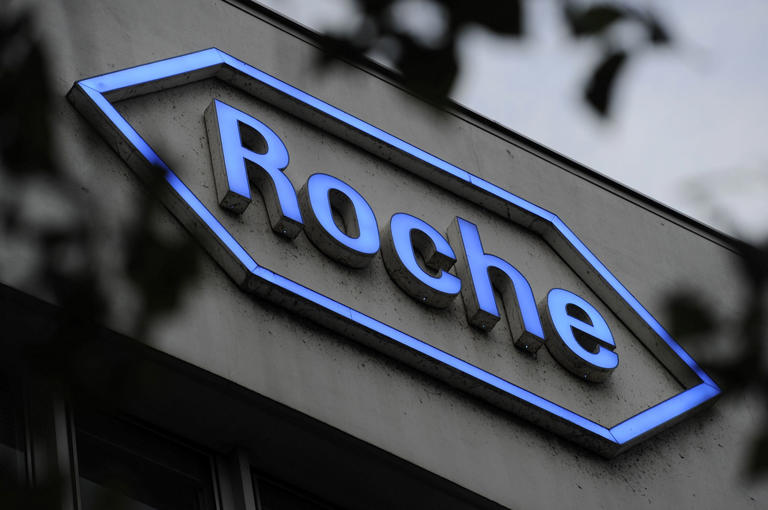 Roche Pauses Contested Gene Therapy’s Shipments Outside US