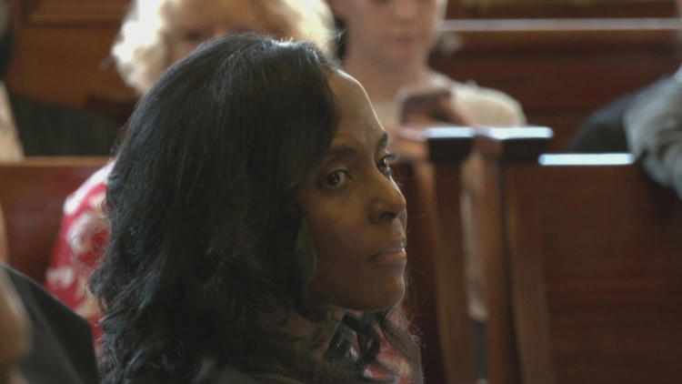 Former MSCS superintendent Marie Feagins testifies during hearing as ...