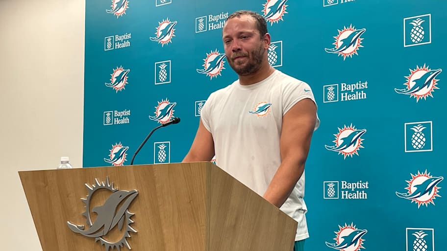 Dolphins Blocking Out National Noise