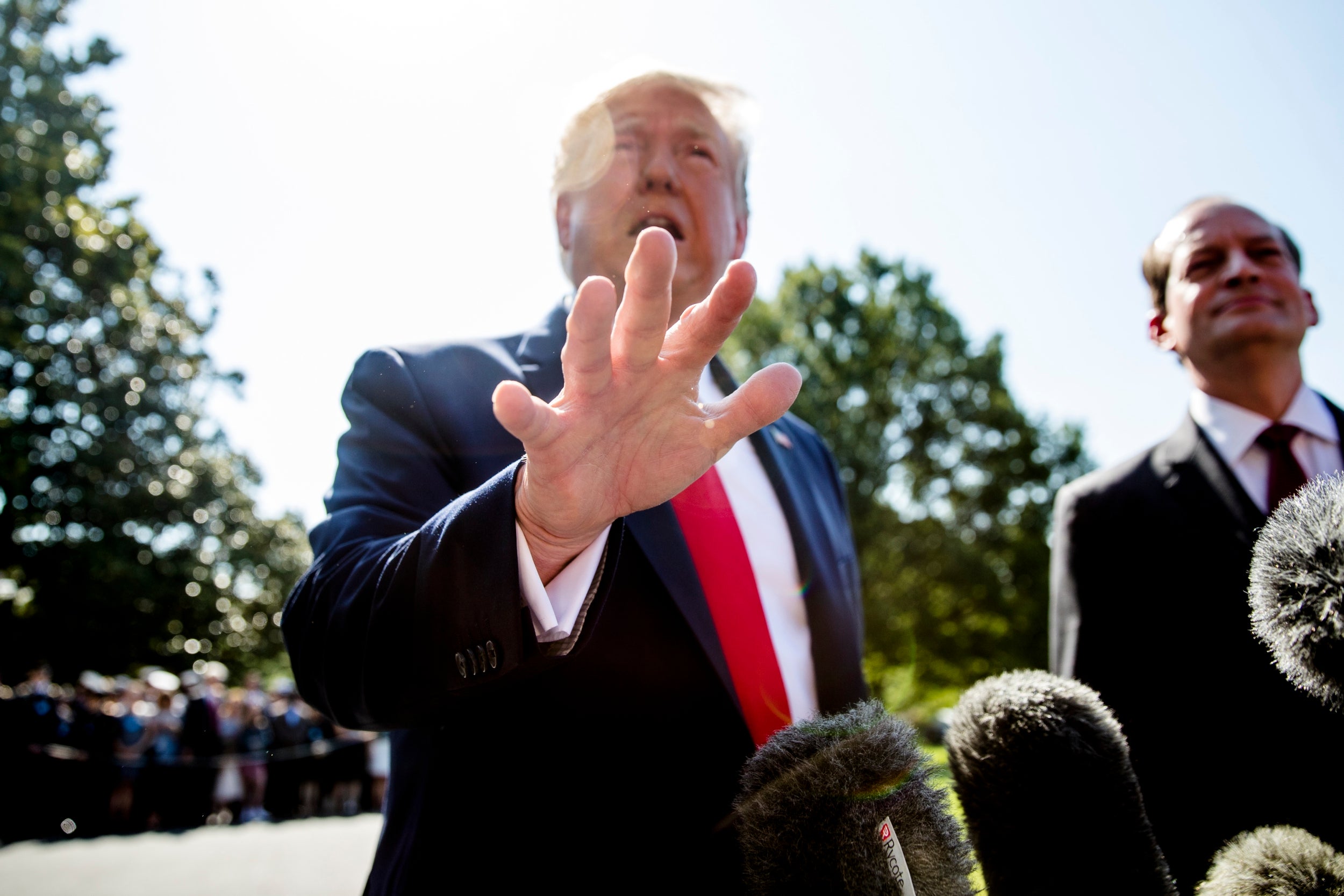 Newsmax star defends Alex Acosta’s sweetheart plea deal for Epstein ...