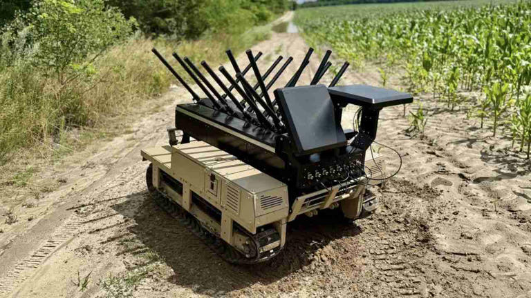 Ukraine creates ground robot with mobile electronic warfare system to ...