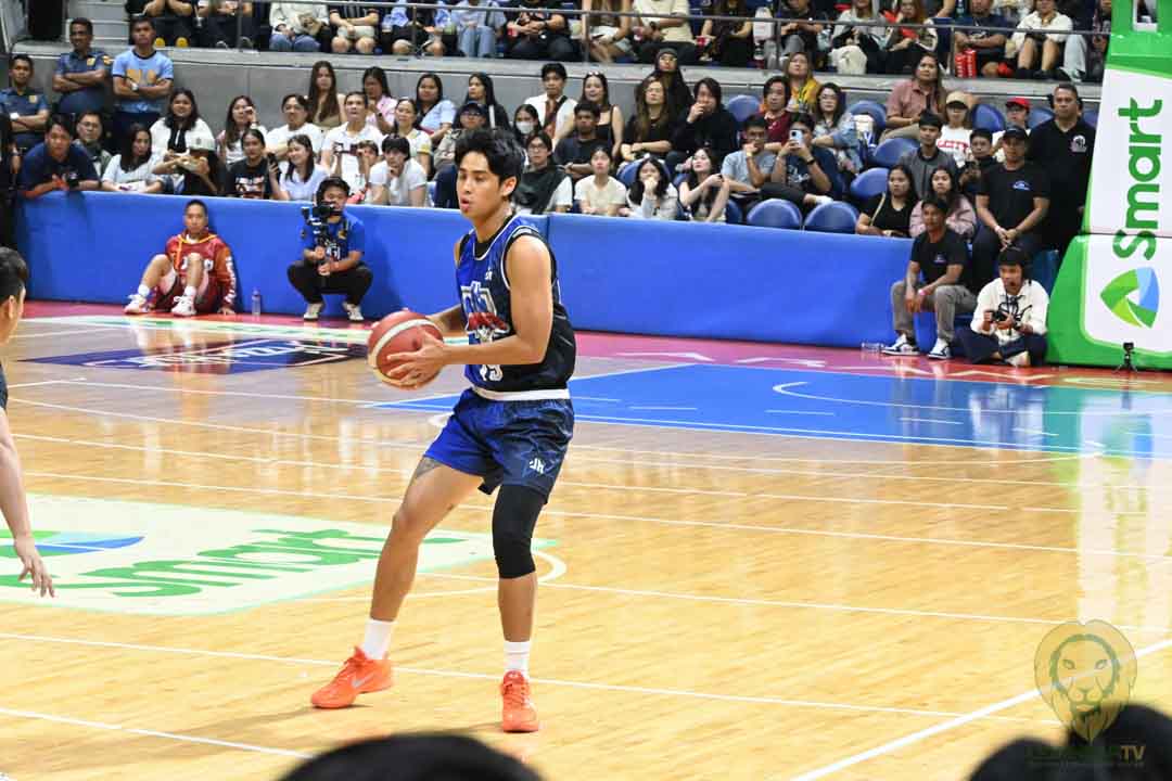 Belle Mariano cheers on Donny Pangilinan courtside at Star Magic All ...