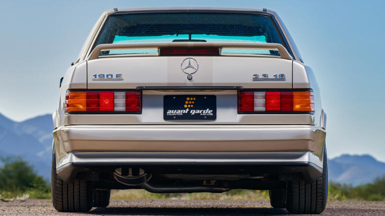Why Some High-Performance Transmissions Are Called Dog Boxes
