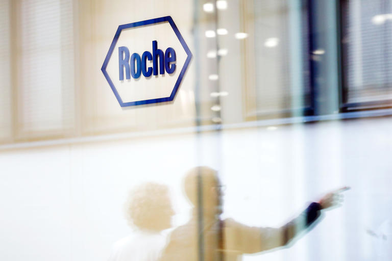 Roche Pauses Contested Gene Therapy’s Shipments Outside US
