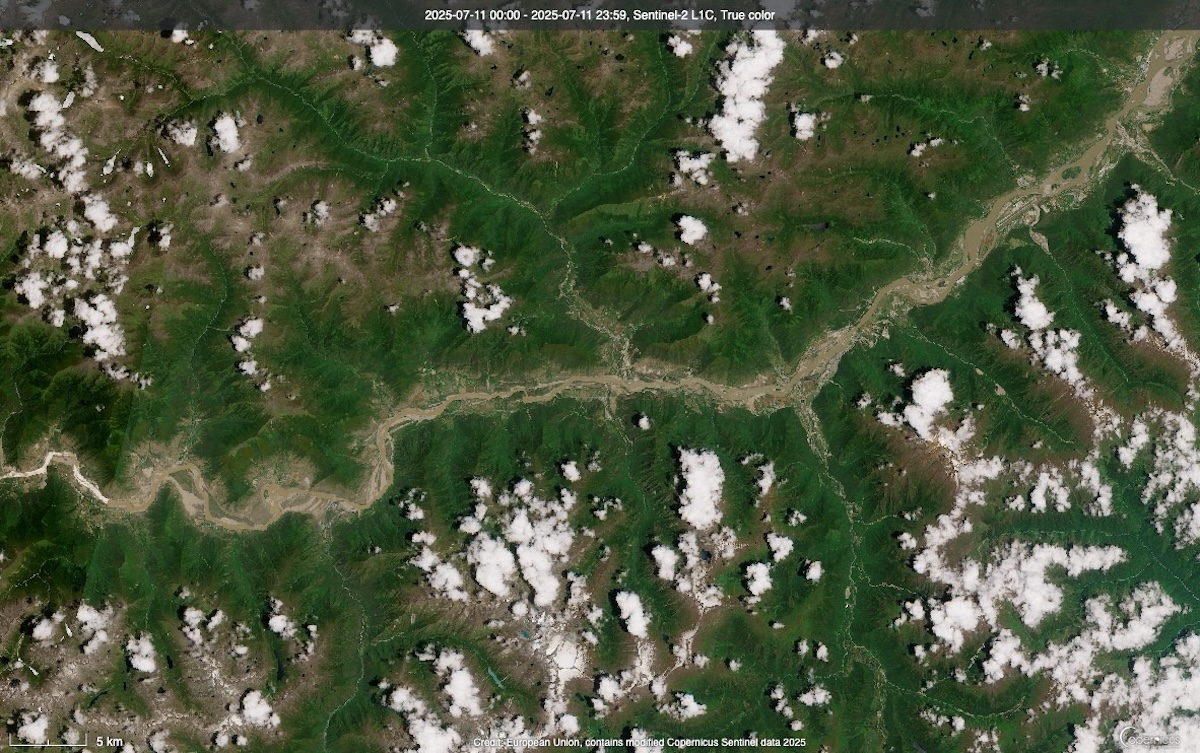 Satellite photos show where China is building world's biggest hydro dam