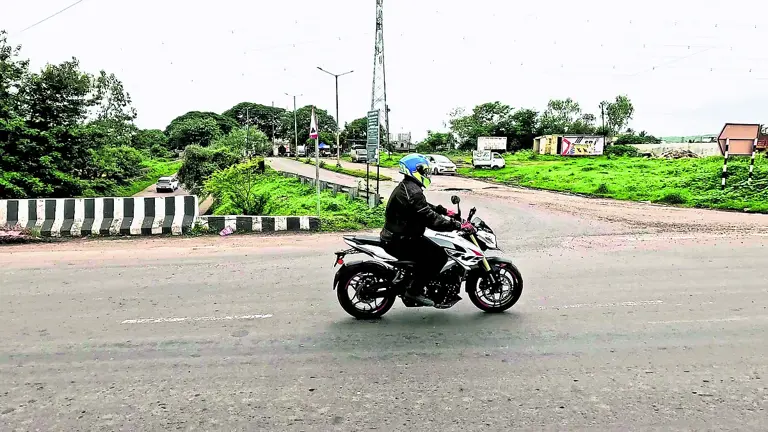 The Original Heartbeat: This motorcycle has dominated the 400cc segment ...