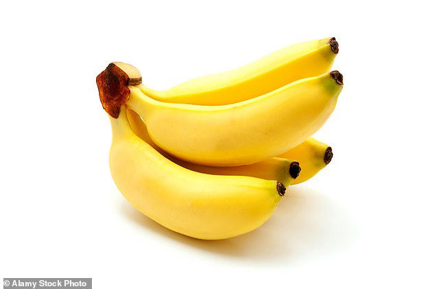 Top nutrition expert reveals the fruit you should NEVER eat for breakfast