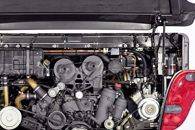 Ngeri, Ini Alasan Bus Tidak Matikan Mesin Saat Isi BBM, Apakah Bahaya?