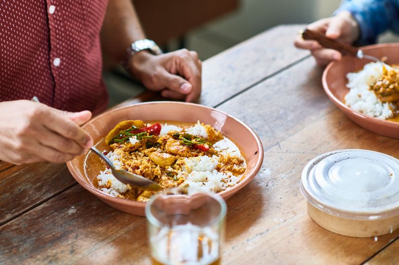 'Do not eat' alert for supermarket curry after packing mistake