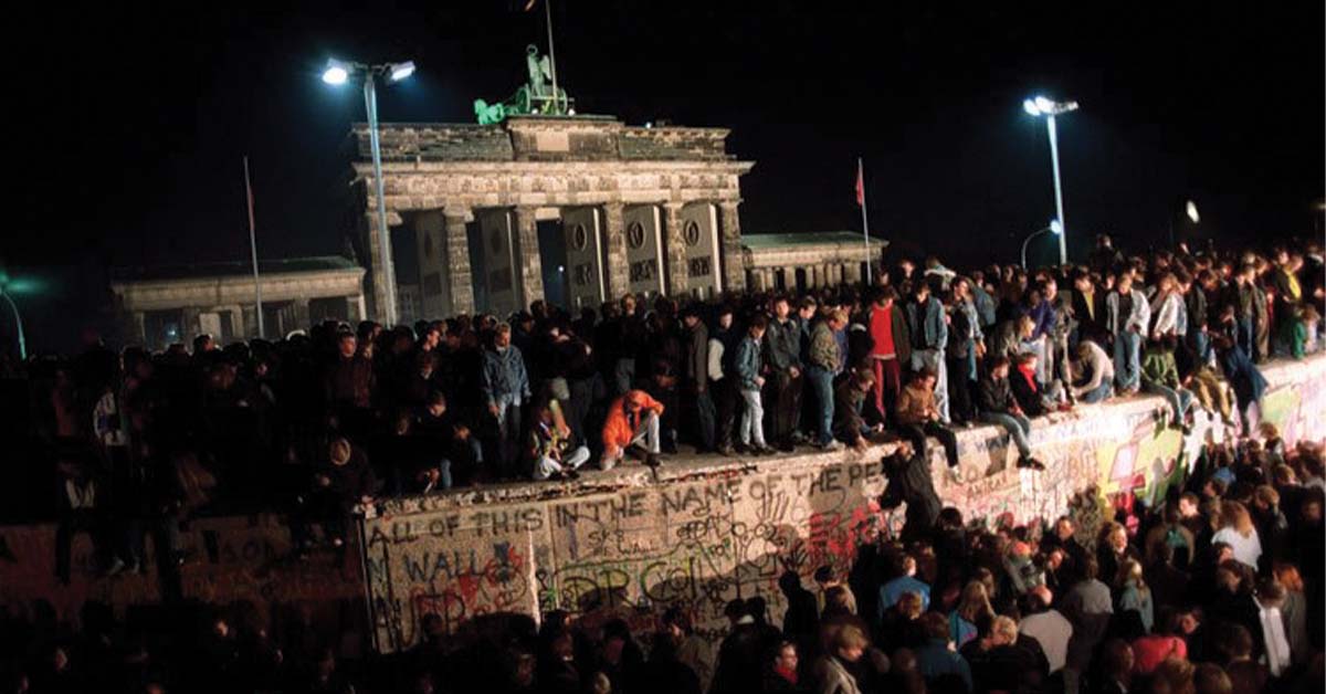 20 Photos Showing History's Most Important Moments
