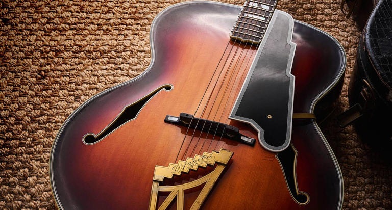The ultimate jazz box? This 1942 New Yorker is a D’Angelico archtop of ...