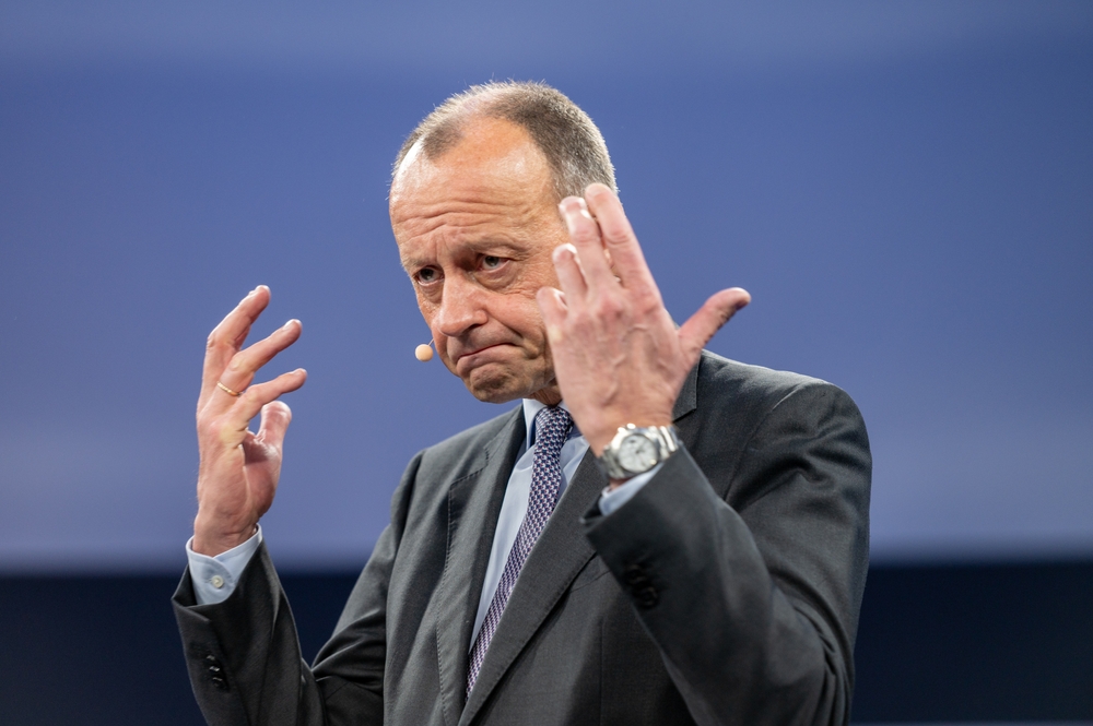 Merz ist begeistert: Netz 33 baut zehn Milliarden Euro Glasfasernetz ...