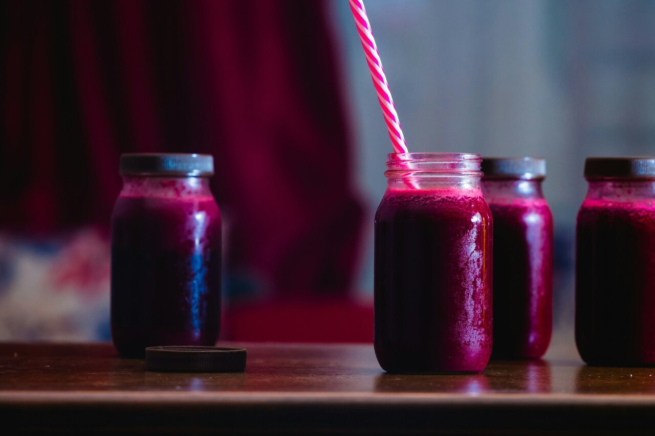 Beetroot juice lowers blood pressure in older people by changing oral ...