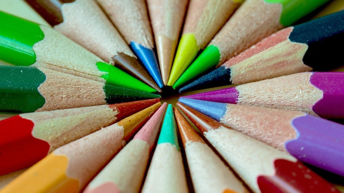 Ni rojo ni naranja: el color que identifica a las personas inteligentes ...