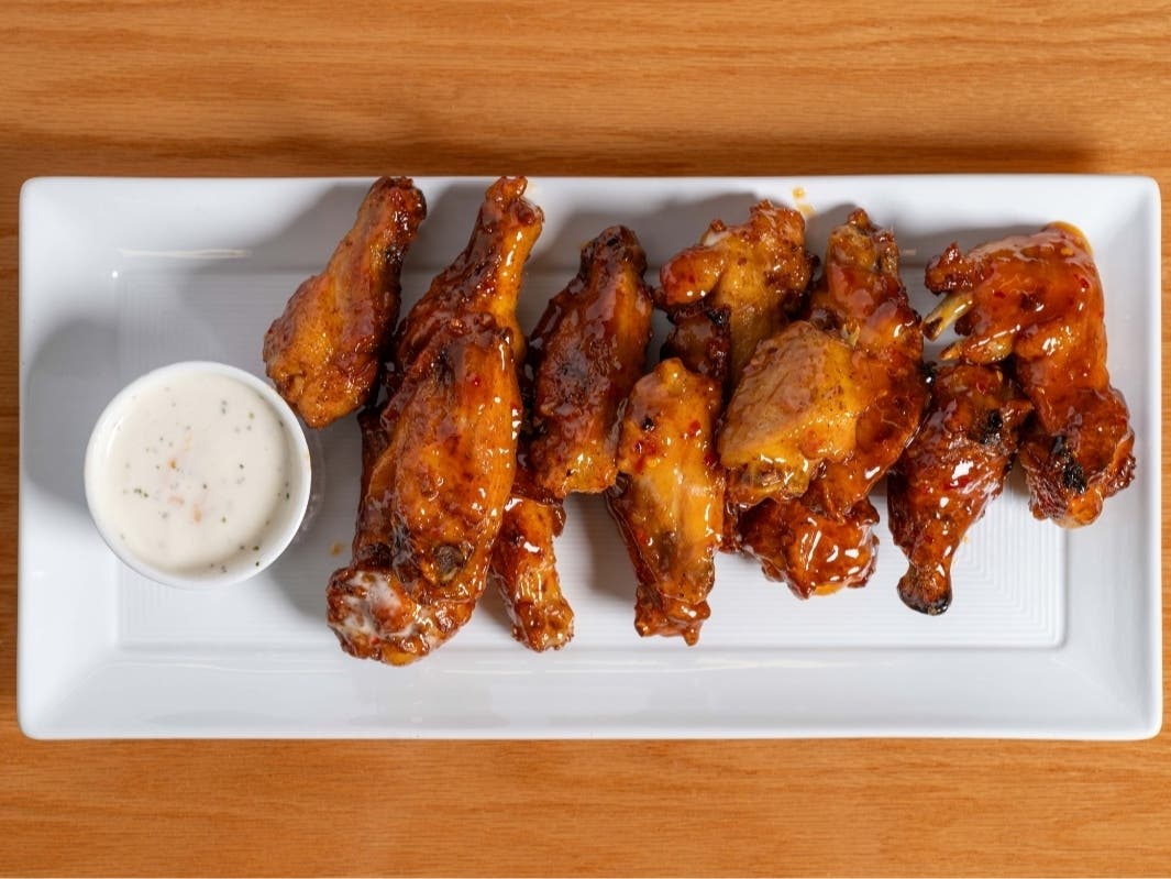 Score Free Wings On National Chicken Wings Day In Arlington: Deals