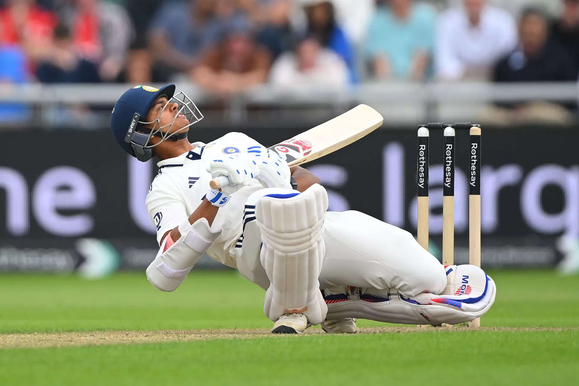 IND vs ENG 4th Test: Yashasvi Jaiswal's acrobatic shot leaves Jofra ...