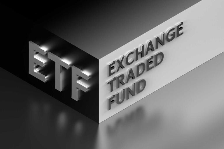 The Best Silver Funds for Canadian Investors