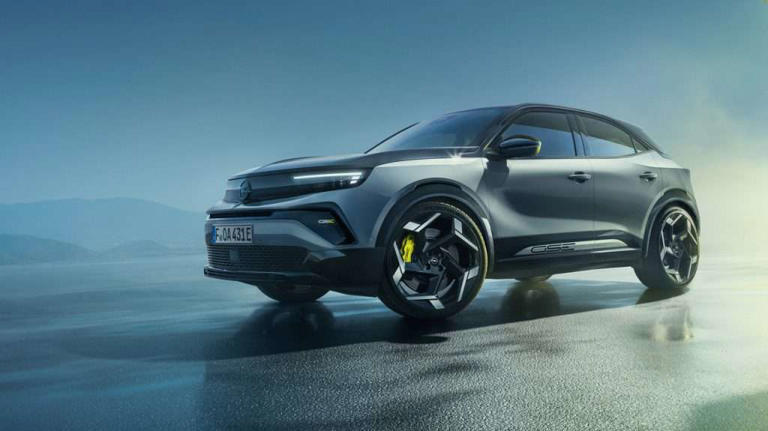 Opel IAA Mobility 2025: debutto mondiale di Corsa GSE Vision Gran ...