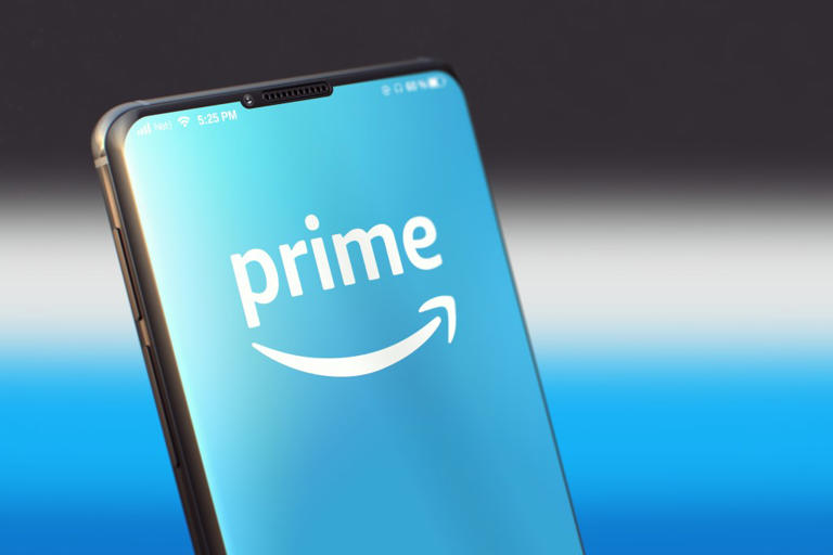 Amazon warns all 220 million Prime members of scammer attacks