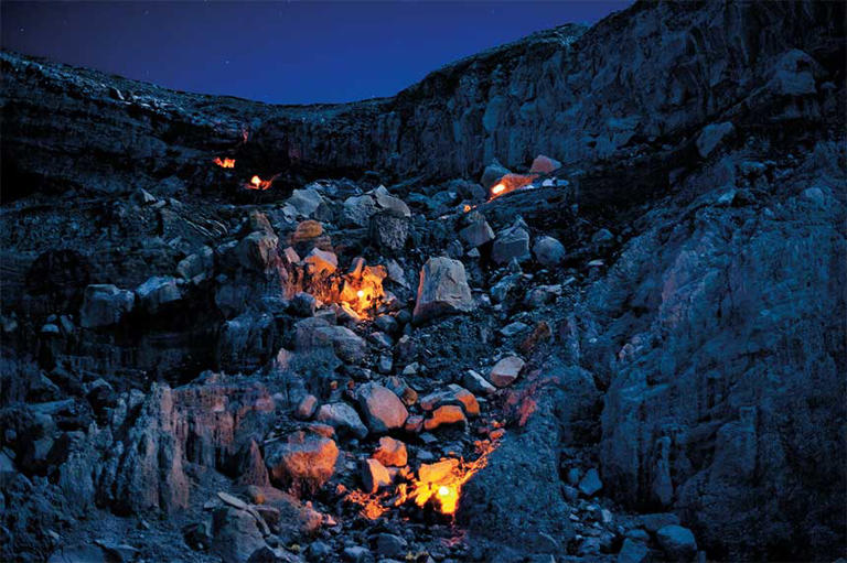Da nossa estante: O vulcão que expele lava azul