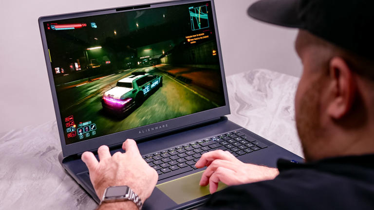 I just tried Alienware’s new 18-inch RTX 5090 gaming laptop — and it’s ...
