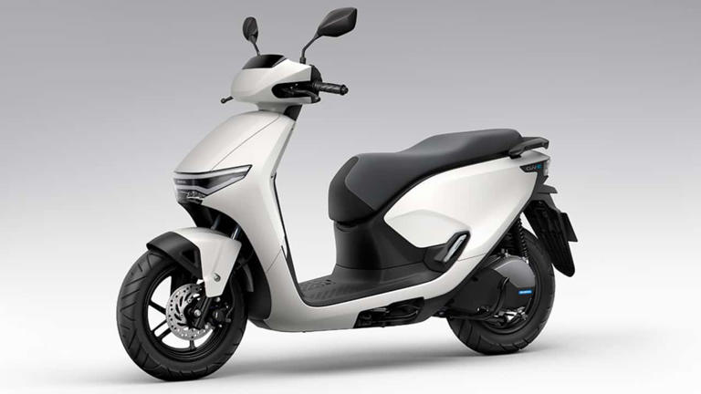Honda's CUV e: is an Electric Scooter Only Europe Can Have, For Now
