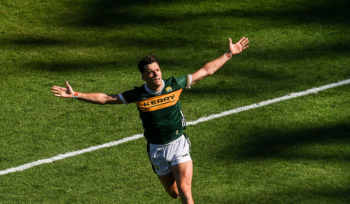 Travel options for GAA fans as Kerry face Donegal in the All Ireland ...