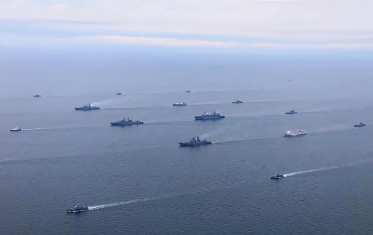 Over 150 Russian ships and 15,000 troops begin massive naval drills ...