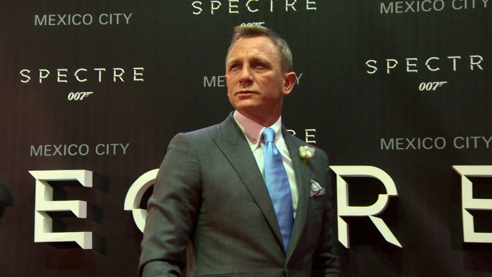 Ripped Like 007, The Daniel Craig Workout That Outshines All Bond Bodies