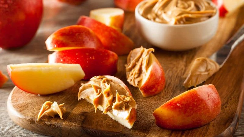 Enjoy These Healthy Snacks Under 150 Calories