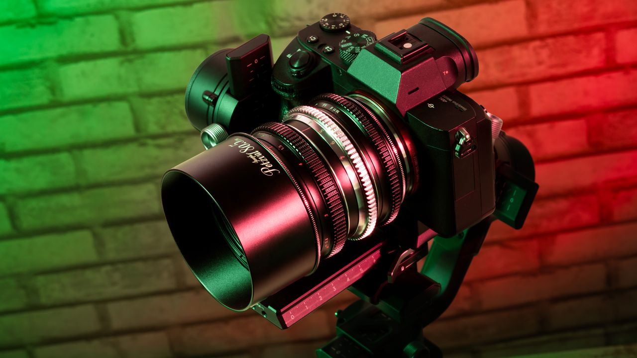 Lomography revives iconic Petzval lenses for modern mirrorless cameras