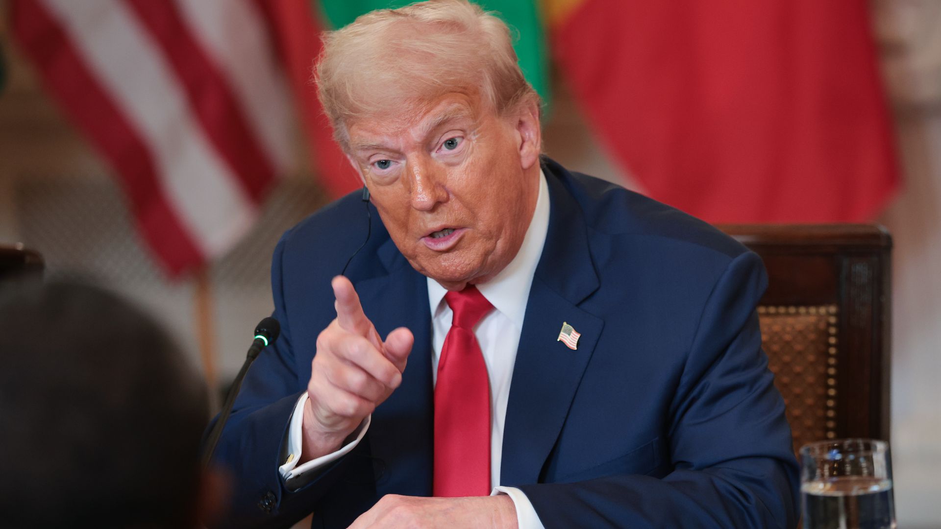 Trump is in panic mode, calls his base “weaklings”