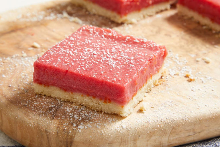 Cranberry curd bars