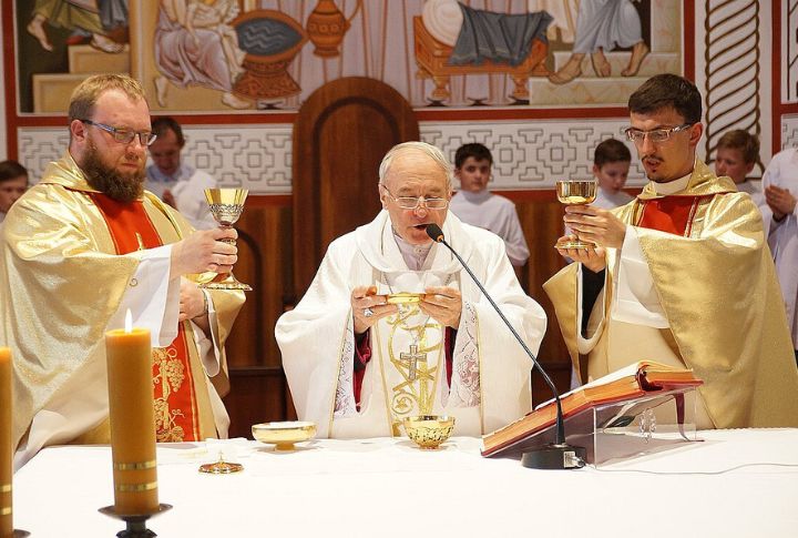 10 Beliefs Where Catholics And Protestants Agree To Disagree