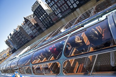 18 Travel Tips for First-Timers in Amsterdam
