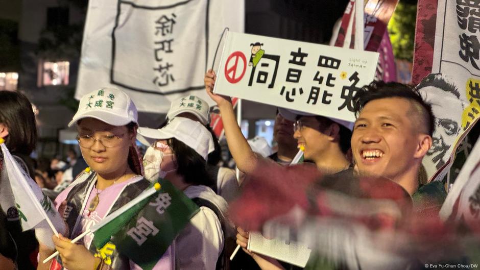 Taiwan warns of Chinese interference before recall vote