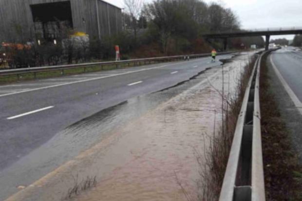 Drivers warned of motorway closures as teams to tackle major flooding ...