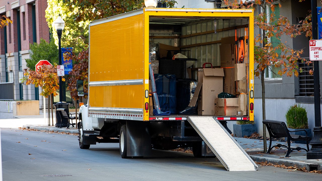 The 4 states Americans are moving to the most in 2025, according to ...