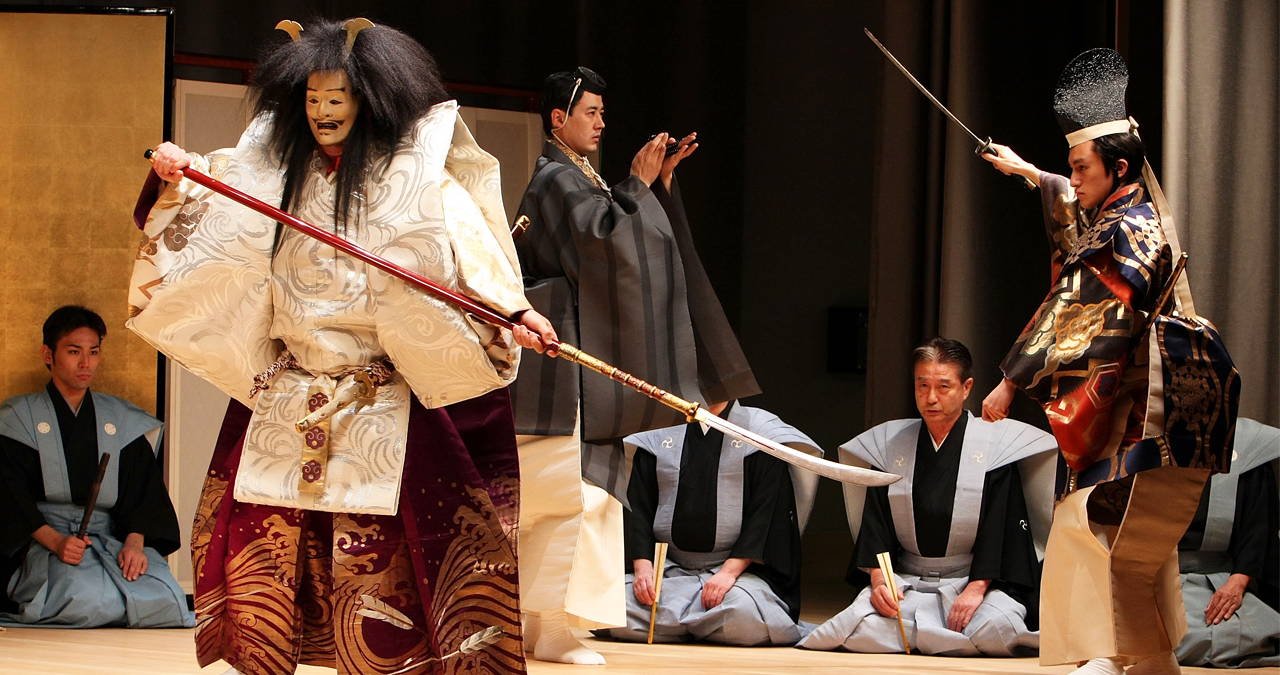 How the Talking Heads' frontman's oversized tailoring defined his most ...