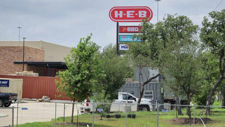 H-E-B reveals opening date for its $20M store near UTSA