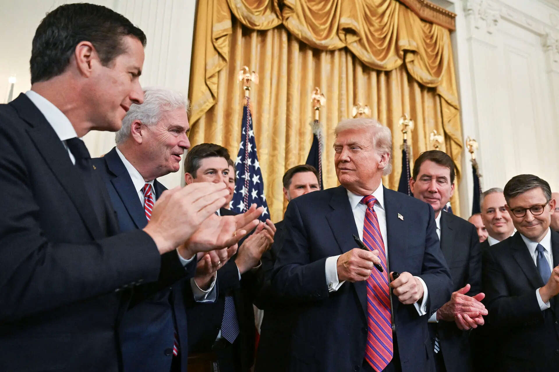 Epstein scandal triggers full-blown panic in Trump’s inner circle as ...