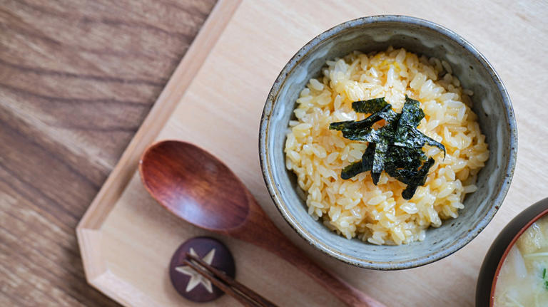 This 3-Ingredient Korean Classic Is The Easier Alternative To Fried Rice