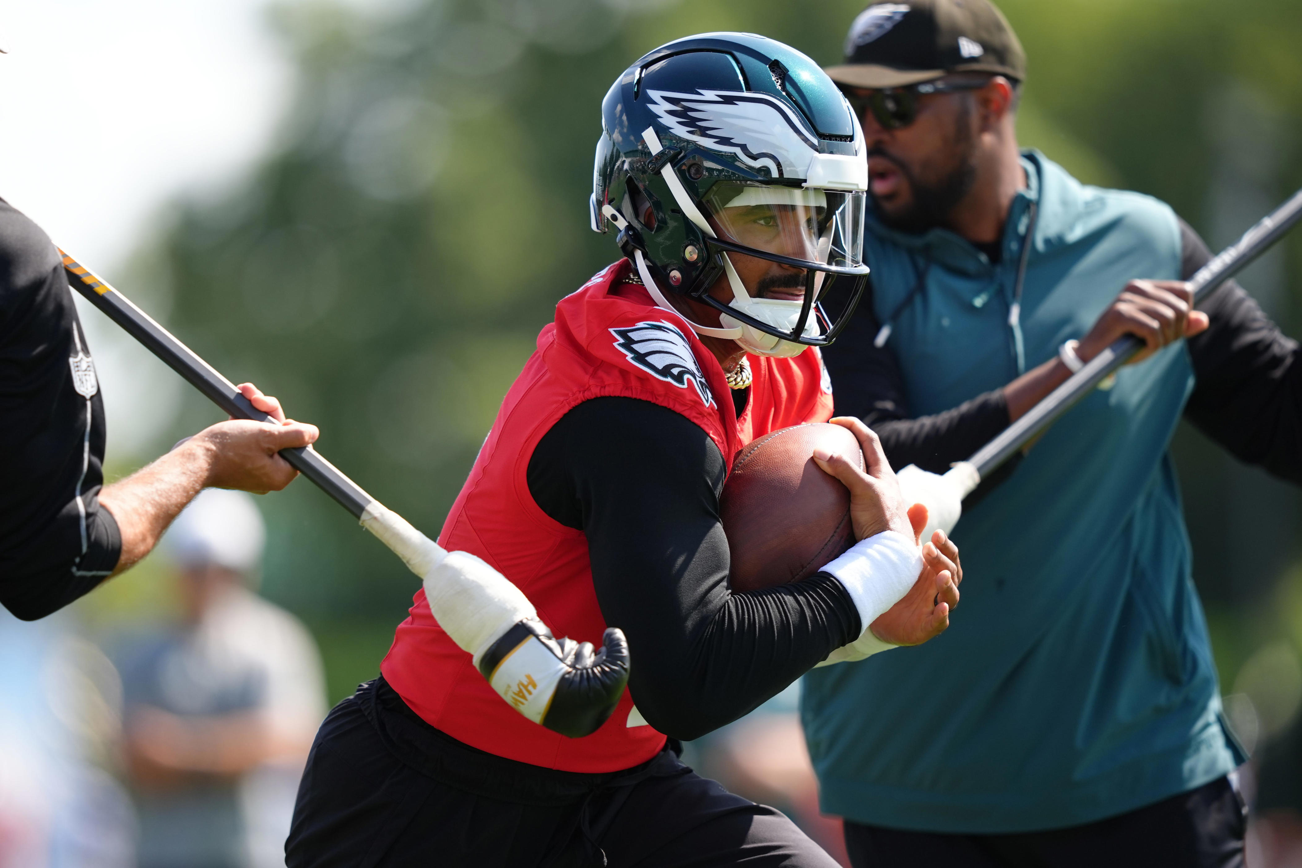 Eagles training camp observations: Jalen Carter's injury and a big ...