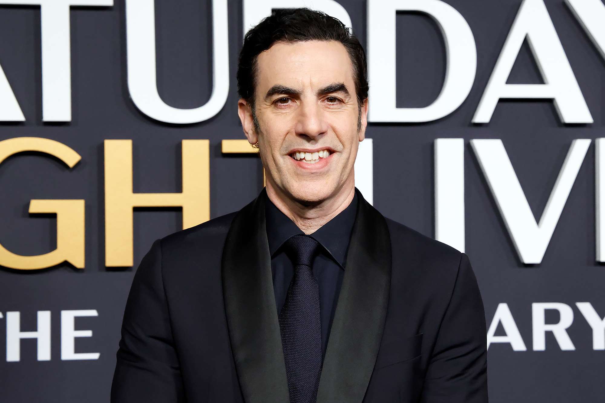 See Sacha Baron Cohen's shredded physique as actor transforms into ...