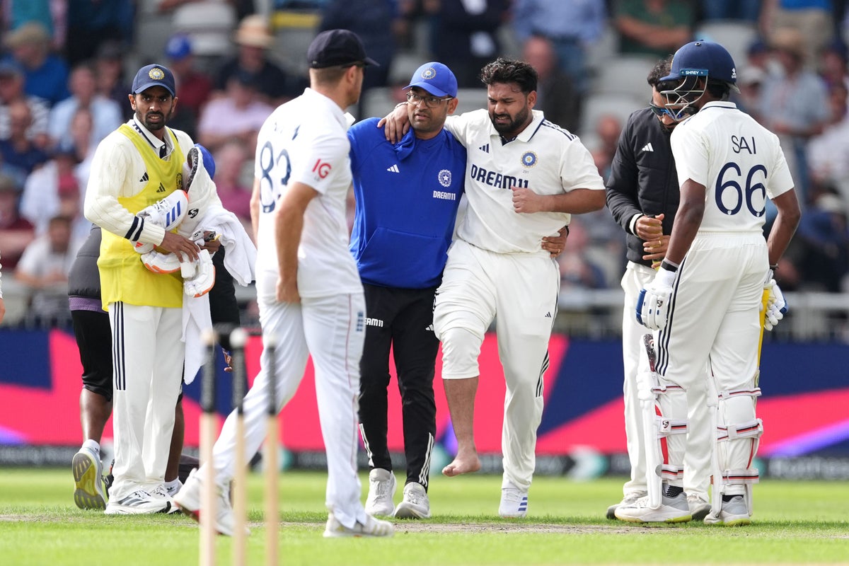 India face anxious wait over scan results on Rishabh Pant’s right foot
