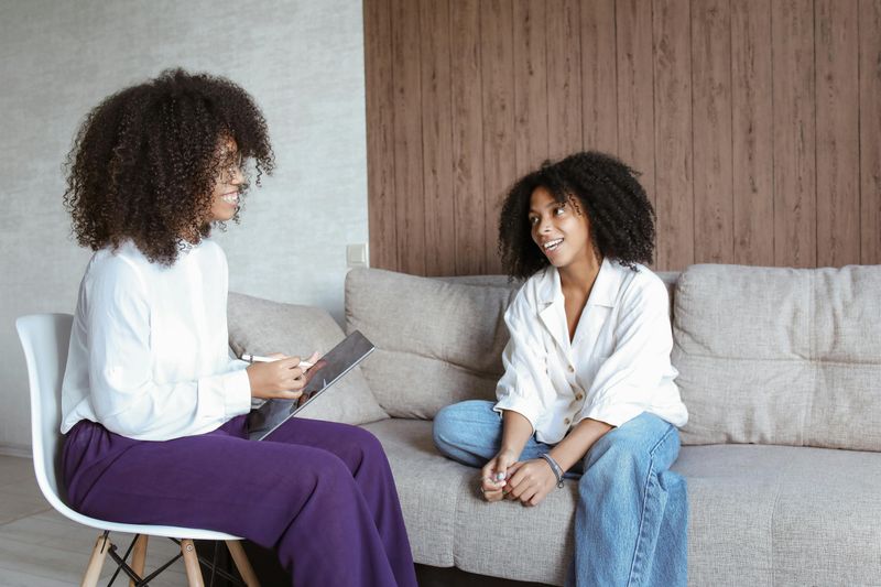 15 Common Phrases That Instantly Make You Sound Unclassy