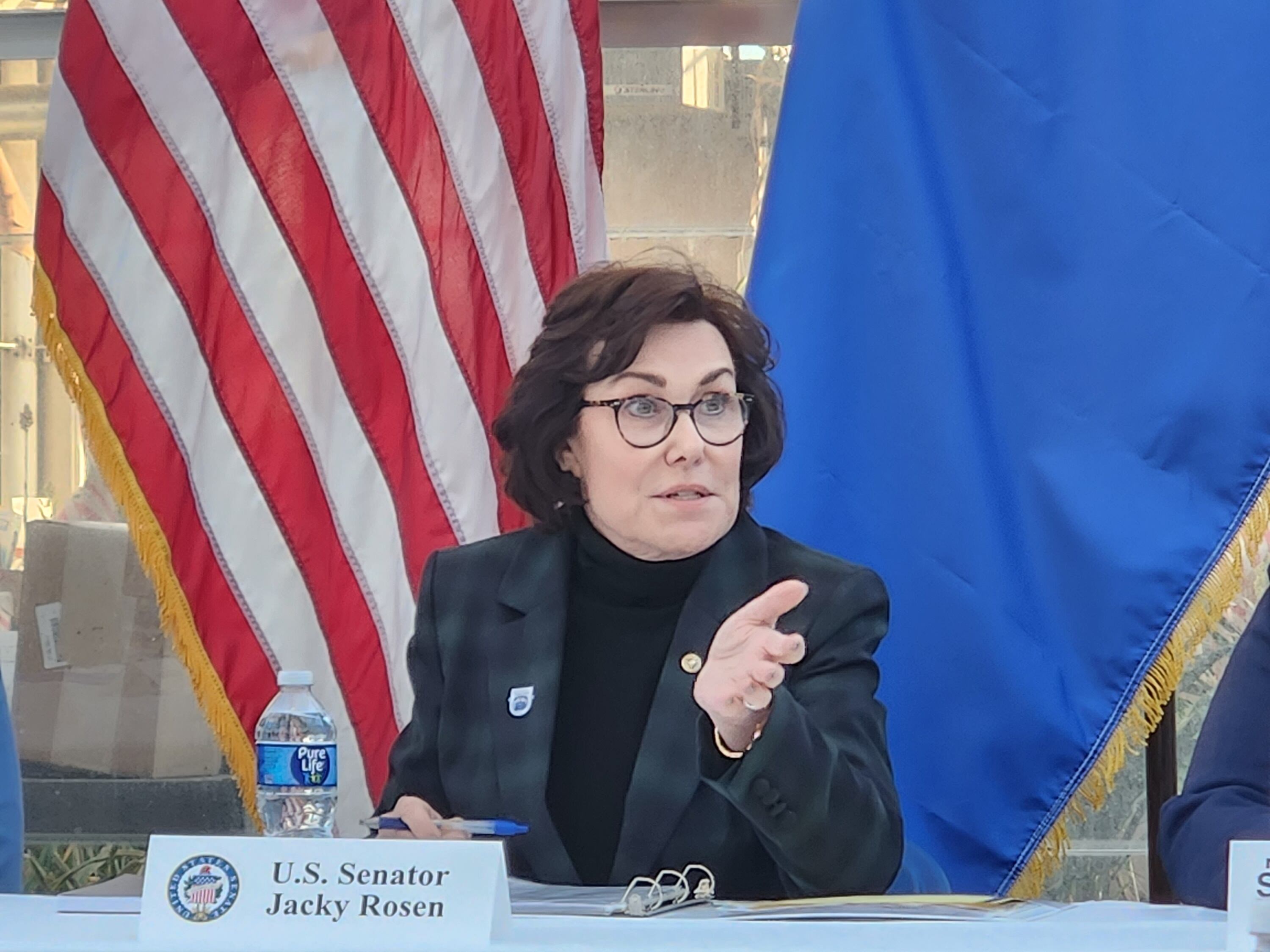 Rosen pushes FTC to prevent corporations from using tariffs to raise prices