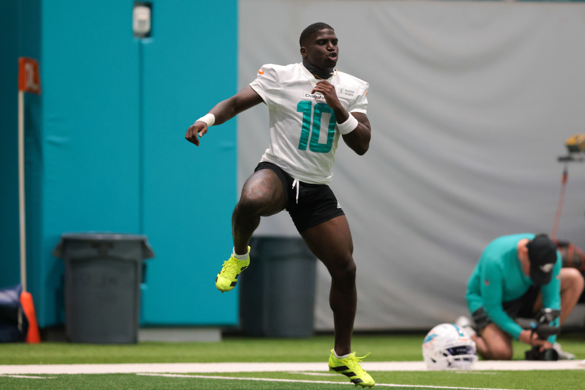 Dolphins' Tyreek Hill’s Kids Want to Ditch Dad for Vikings Star Justin ...